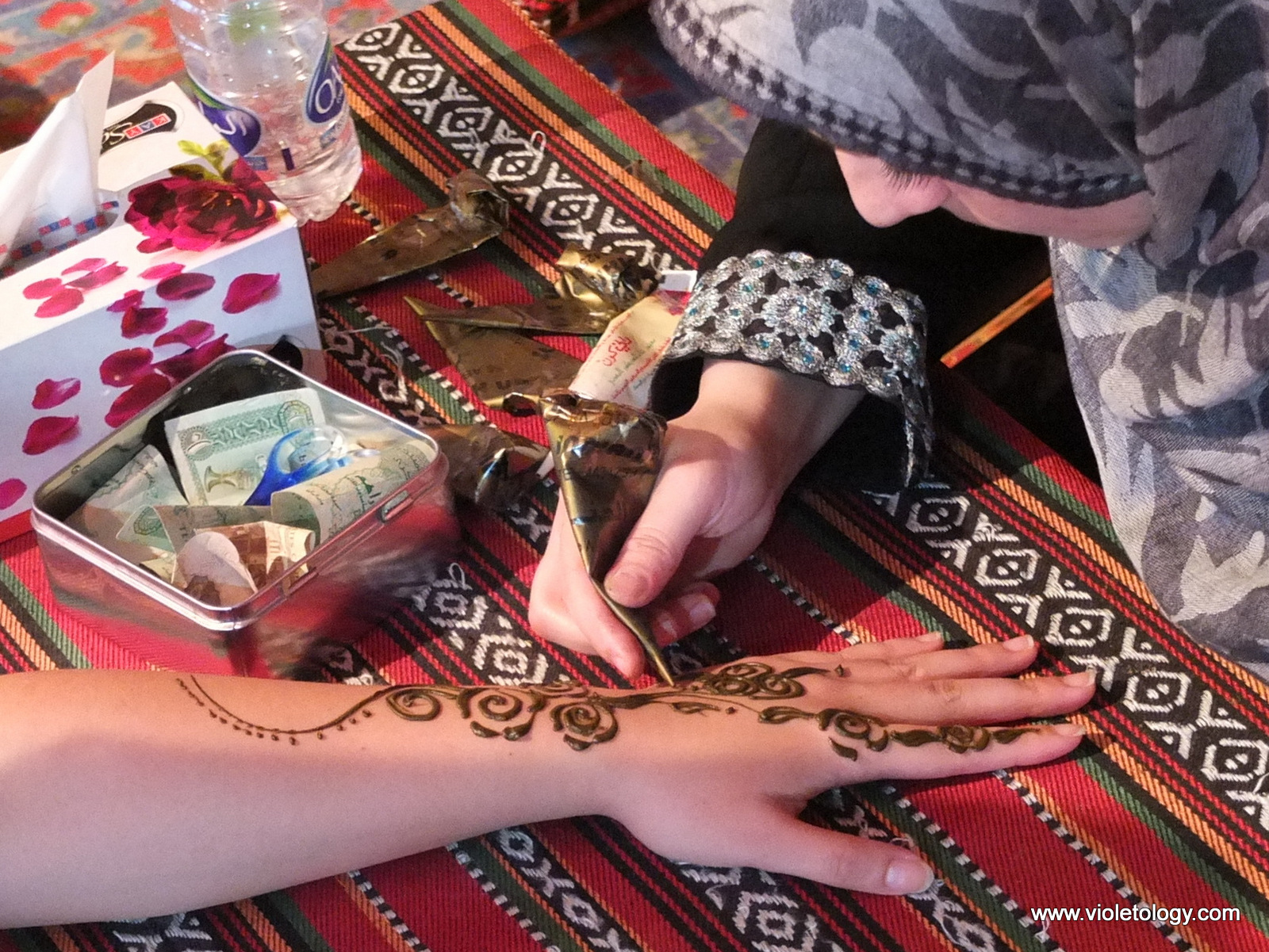 Day 4: Henna Arabia – VIOLETOLOGY